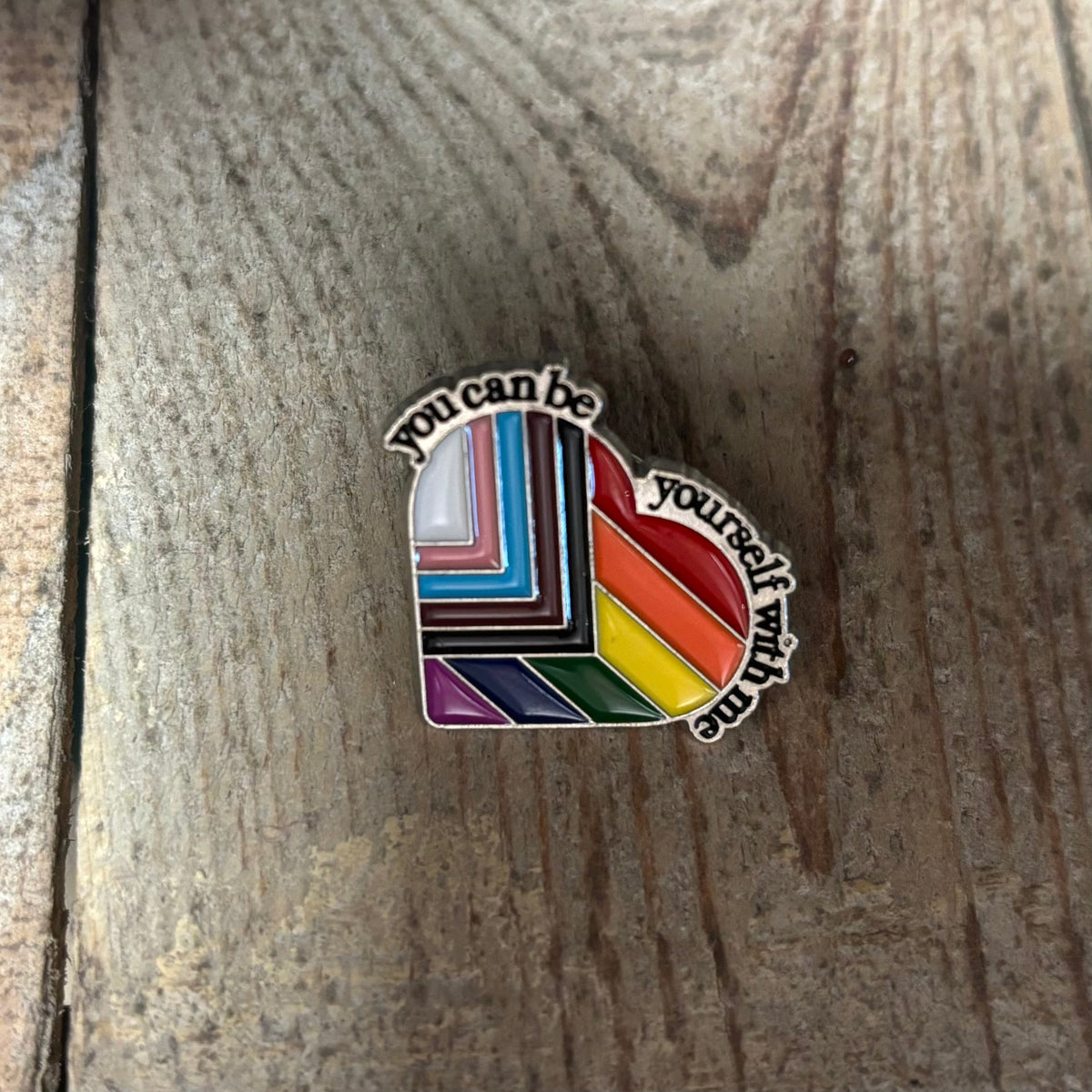 Pride Heart Pin – upsu-store