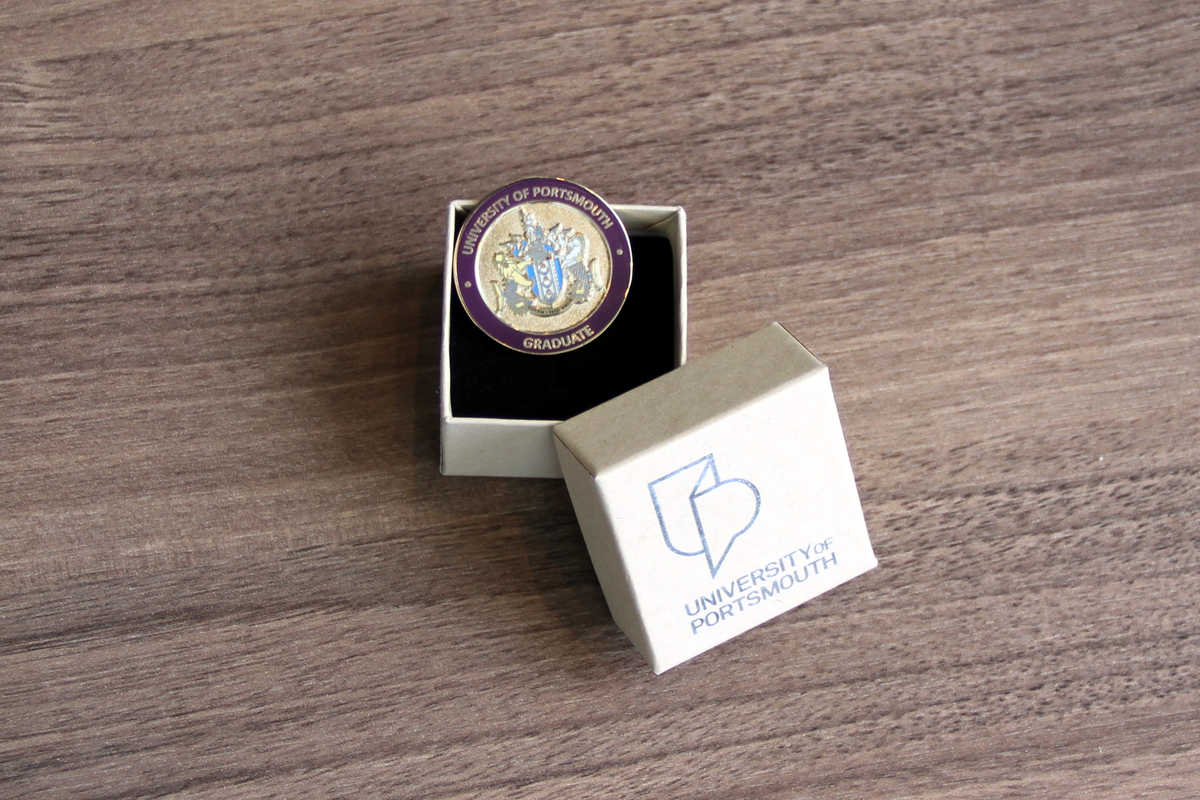 Crested Badge – upsu-store